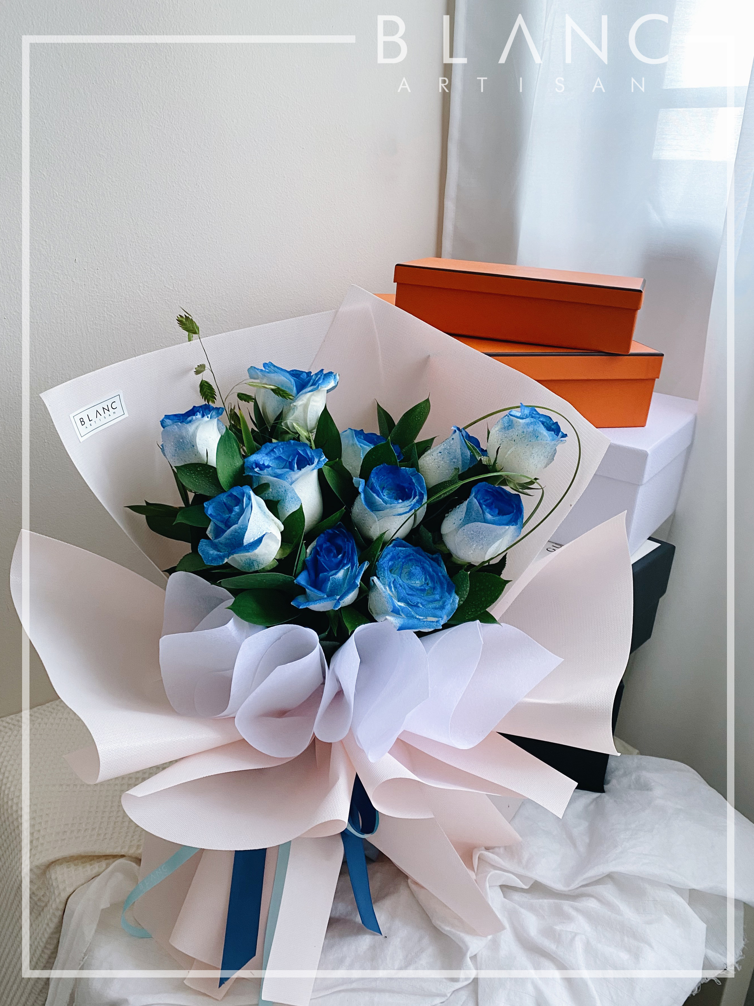 520 五二零 wǔ èr líng | Blue Rose Delivery | BLANC ARTISAN