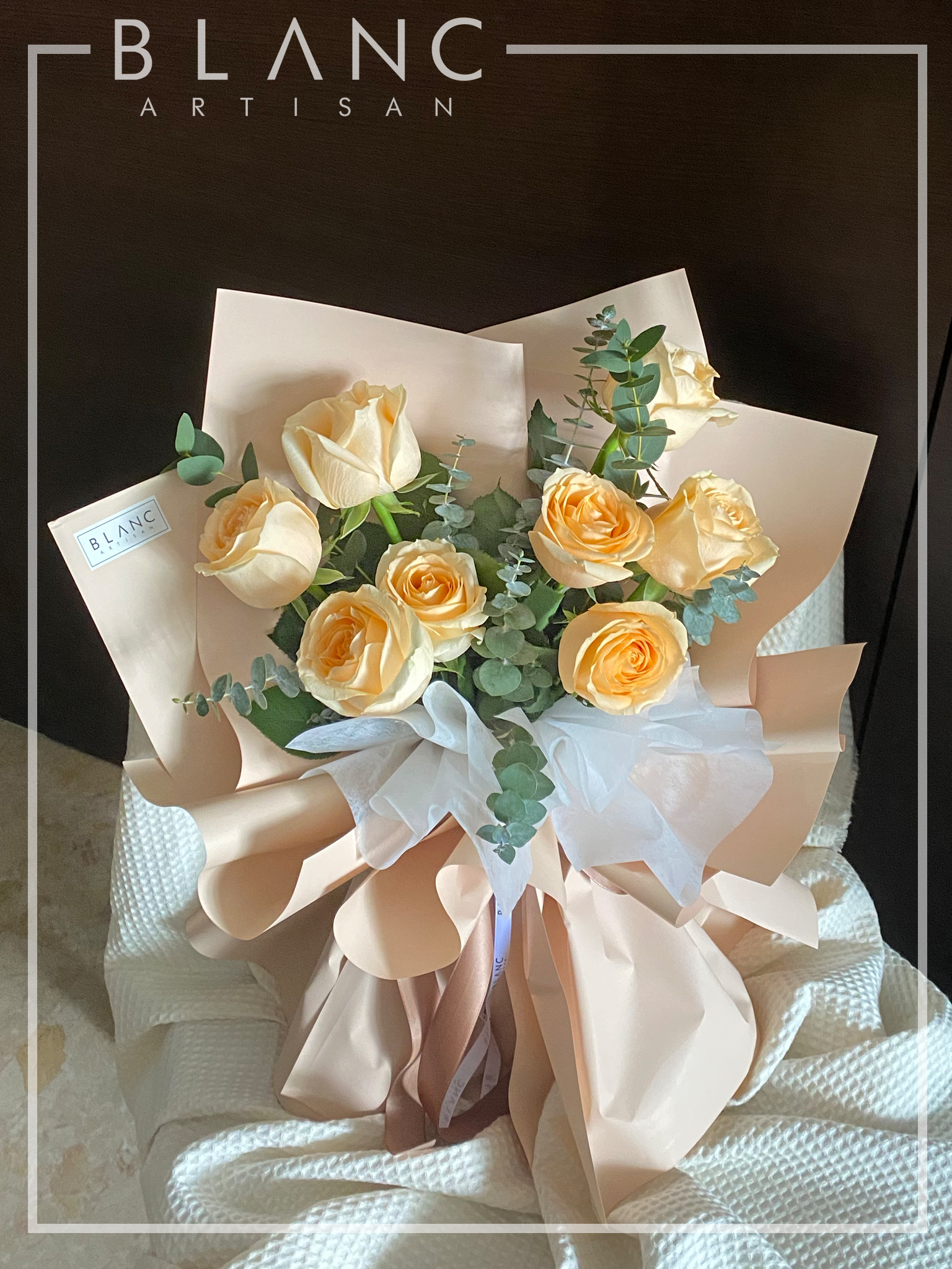 Champagne Roses Bouquet Delivery - Singapore Florist